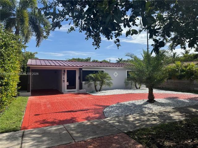 Luxury Villa for rent in Hallandale, United States