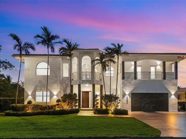 Luxury Villa for rent in Hallandale, Florida