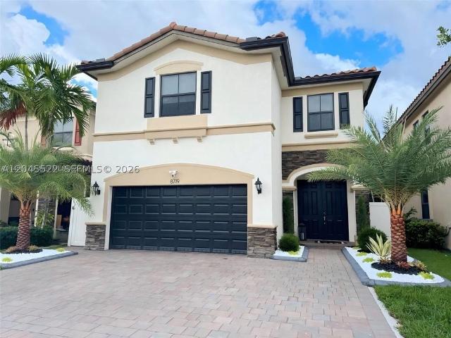 Luxury Villa for rent in Hialeah, Florida