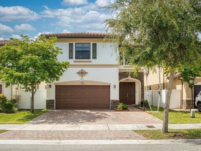Luxury Villa for rent in Hialeah, Florida