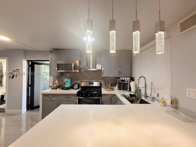Luxury Villa for rent in Hialeah Gardens, United States