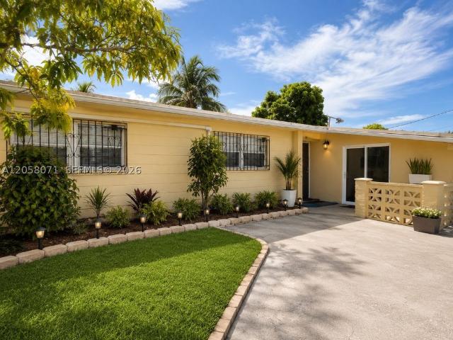 Luxury Villa for rent in Opa locka North historical, United States