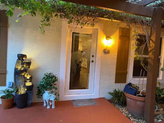 Luxury Villa for rent in Loxahatchee Groves, Florida