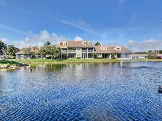 2 bedroom luxury Villa for rent in Hypoluxo, Florida