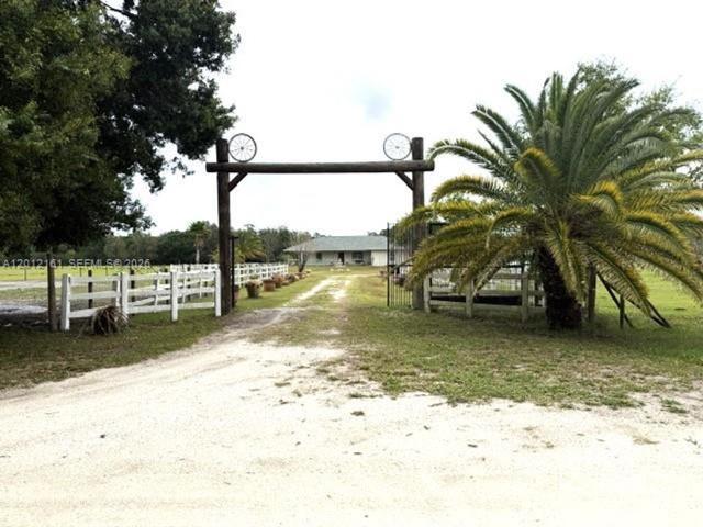 Luxury Villa for rent in Lorida, Florida