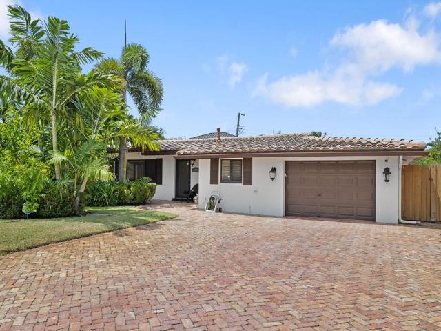 Luxury Villa for rent in Lauderdale by the sea, United States