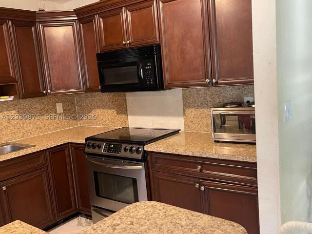 Luxury Villa for rent in Lauderdale Lakes, United States