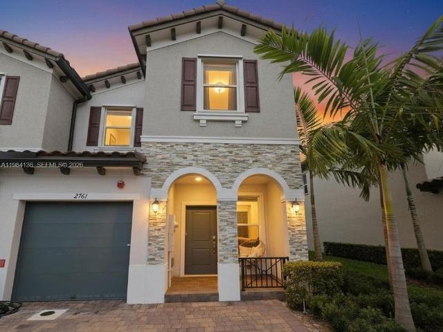 Luxury Townhouse for rent in Lauderhill, Florida