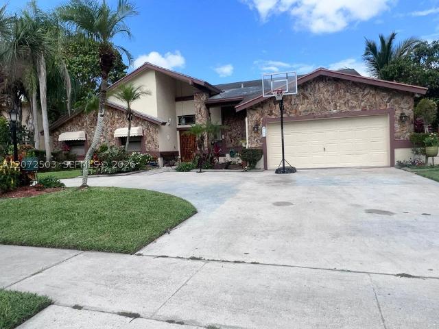 Luxury Villa for rent in Lauderhill, Florida