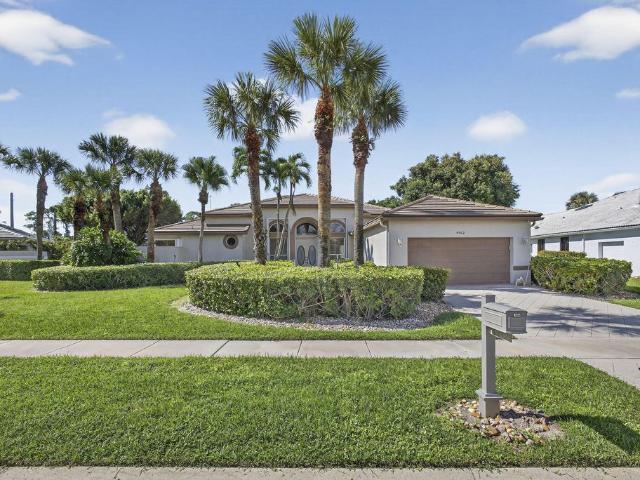 Luxury Villa for rent in Lake Worth, Florida