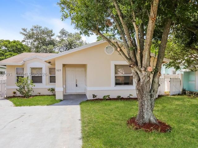 Luxury Villa for rent in Lake Worth, Florida