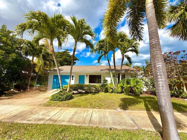 Luxury Villa for rent in Lake Worth, Florida