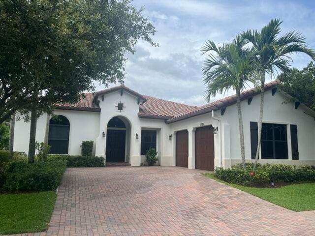 Luxury Villa for rent in Lake Worth, Florida