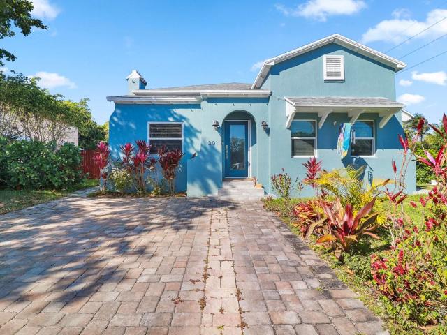 Luxury Villa for rent in Lake Park, Florida