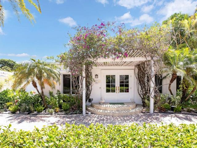 Luxury Villa for rent in Lantana, United States