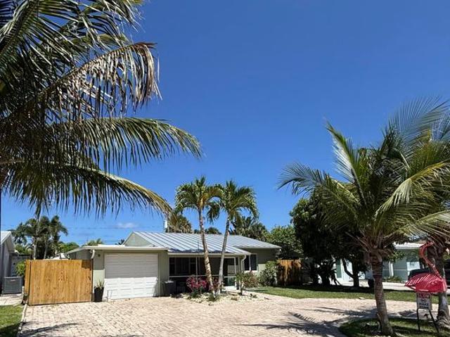 Luxury Villa for rent in Lantana, United States