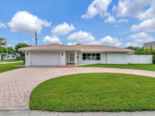 Luxury Villa for rent in Lighthouse PT, United States