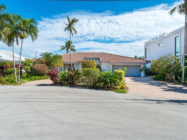 Luxury Villa for rent in Lighthouse PT, Florida