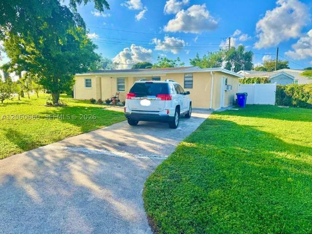 Luxury Villa for rent in Margate, United States