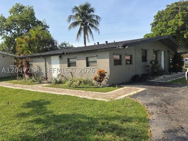 Luxury Villa for rent in Margate, Florida