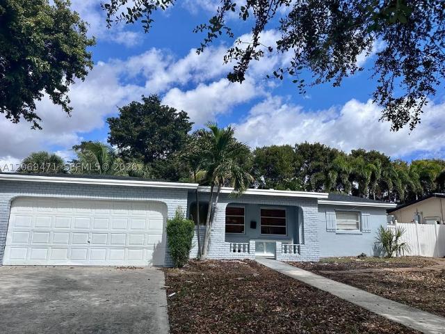 Luxury Villa for rent in Margate, Florida