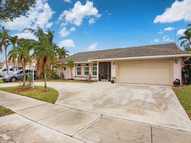 Luxury Villa for rent in Margate, Florida