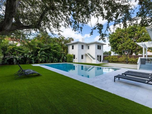 Luxury Villa for rent in Miami Beach, Florida