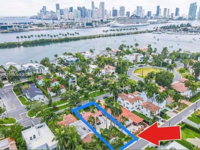 Luxury Villa for rent in Miami Beach, Florida