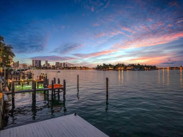 Luxury Villa for rent in Miami Beach, Florida