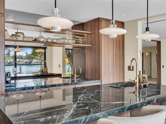 Luxury Villa for rent in Miami Beach, United States