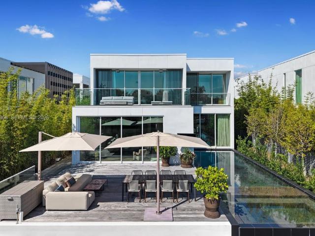Luxury Villa for rent in Miami Beach, United States