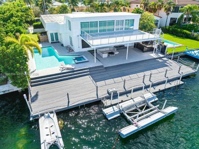 Luxury Villa for rent in Miami Beach, United States