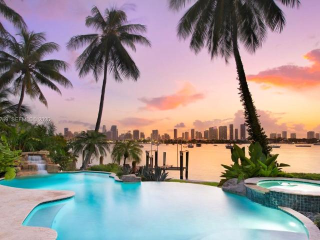 Luxury Villa for rent in Miami Beach, United States