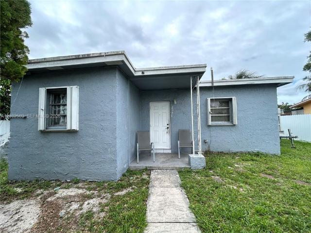 Luxury Villa for rent in Miami Gardens, Florida