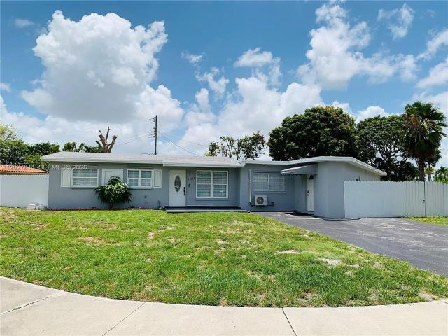 Luxury Villa for rent in Miami Gardens, Florida