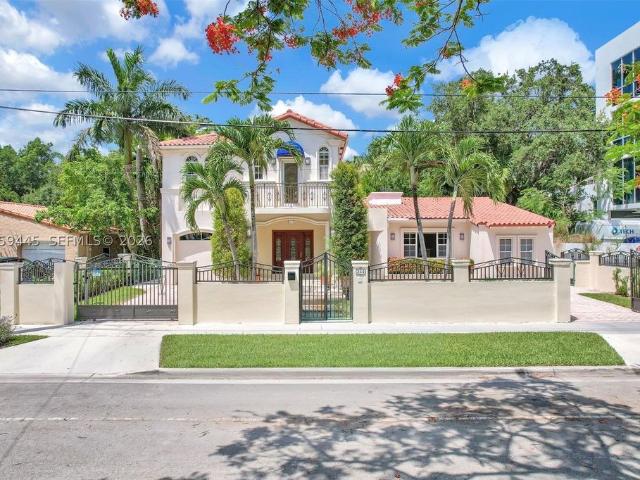 Luxury Villa for rent in Miami, Florida