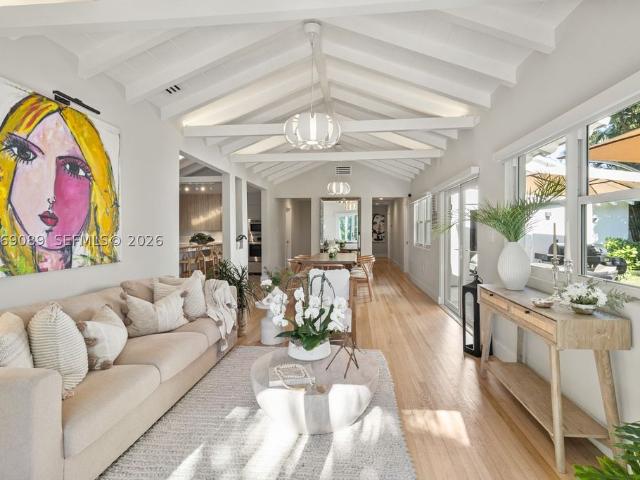 Luxury Villa for rent in Miami, Florida