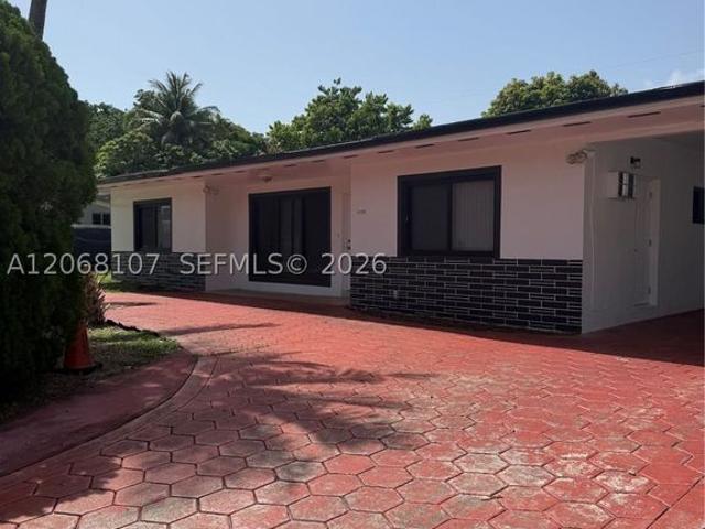 Luxury Villa for rent in Miami, Florida