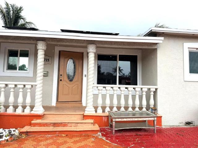 Luxury Villa for rent in Miami, Florida