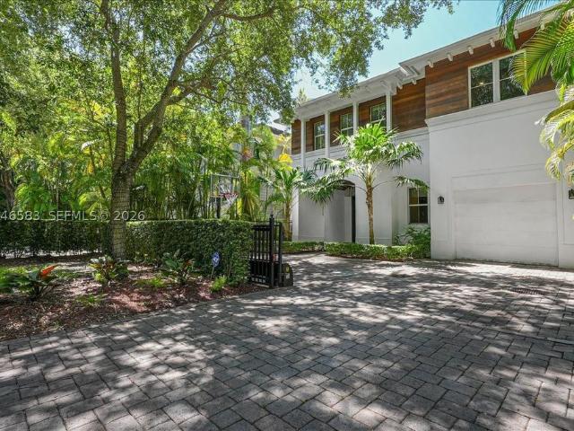 Luxury Villa for rent in Miami, Florida