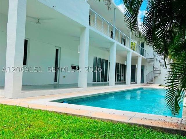 Luxury Villa for rent in Miami, Florida