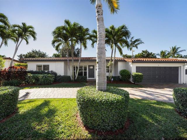 Luxury Villa for rent in Miami, Florida