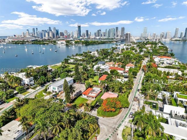 Luxury Villa for rent in Miami, Florida