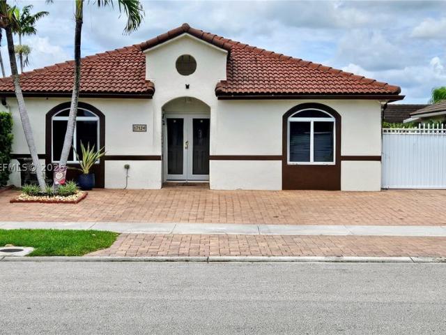Luxury Villa for rent in Miami, Florida