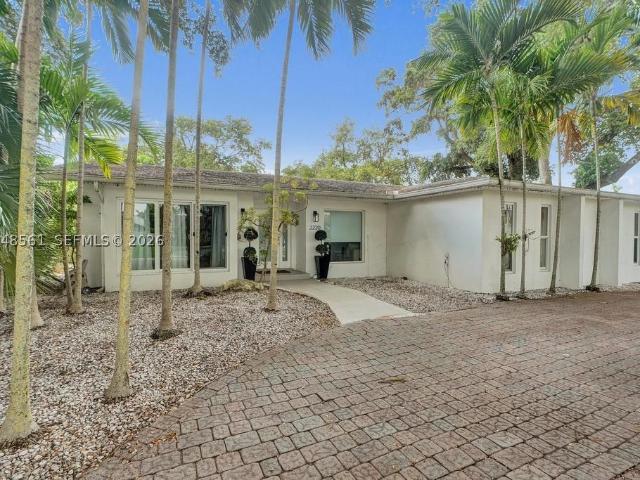 Luxury Villa for rent in Miami, Florida