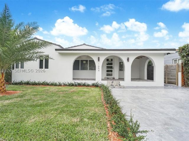 Luxury Villa for rent in Miami, Florida