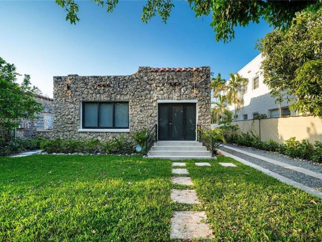 Luxury Villa for rent in Miami, Florida