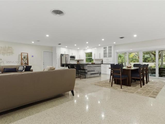 Luxury Villa for rent in Miami, Florida