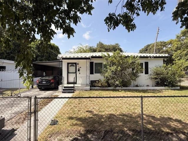 Luxury Villa for rent in Miami, Florida