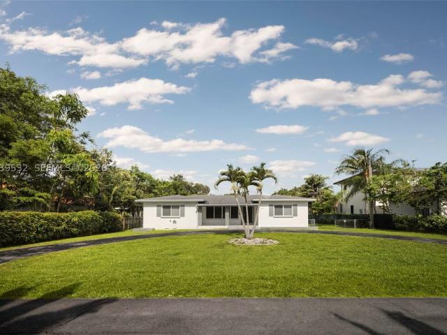 Luxury Villa for rent in Miami, Florida